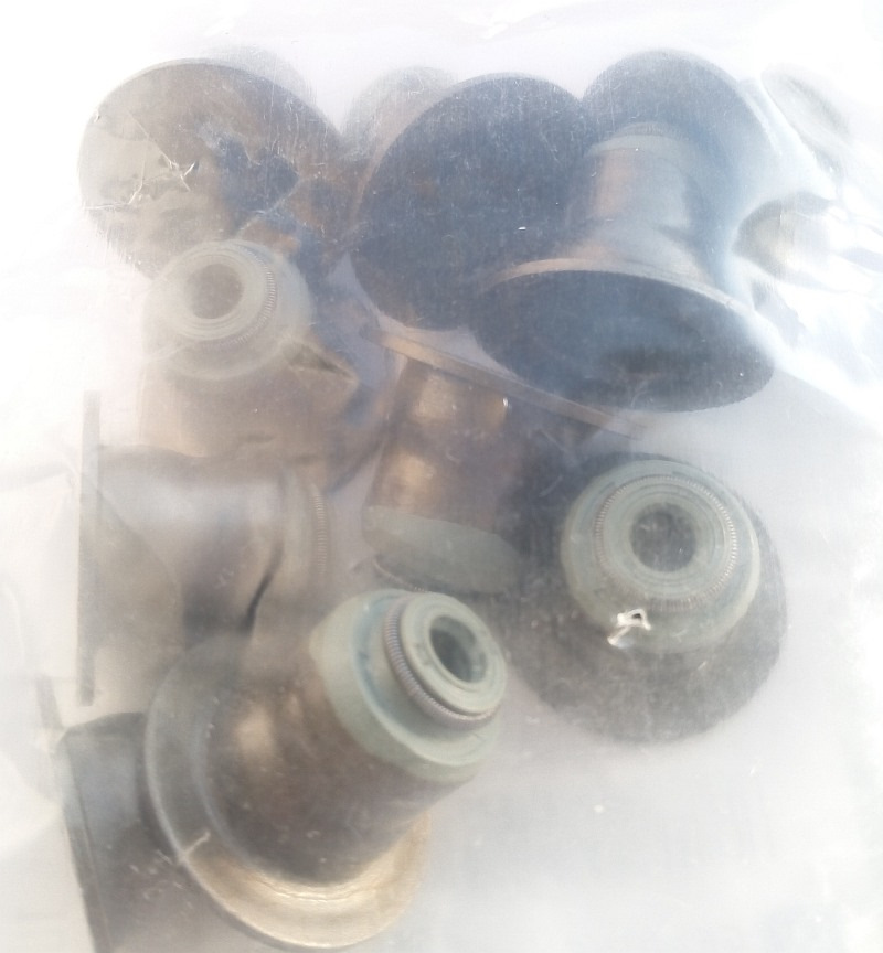 Закруглим тему маслосъемных колпачков — Daewoo Gentra, 1,5 л, 2013 года ...