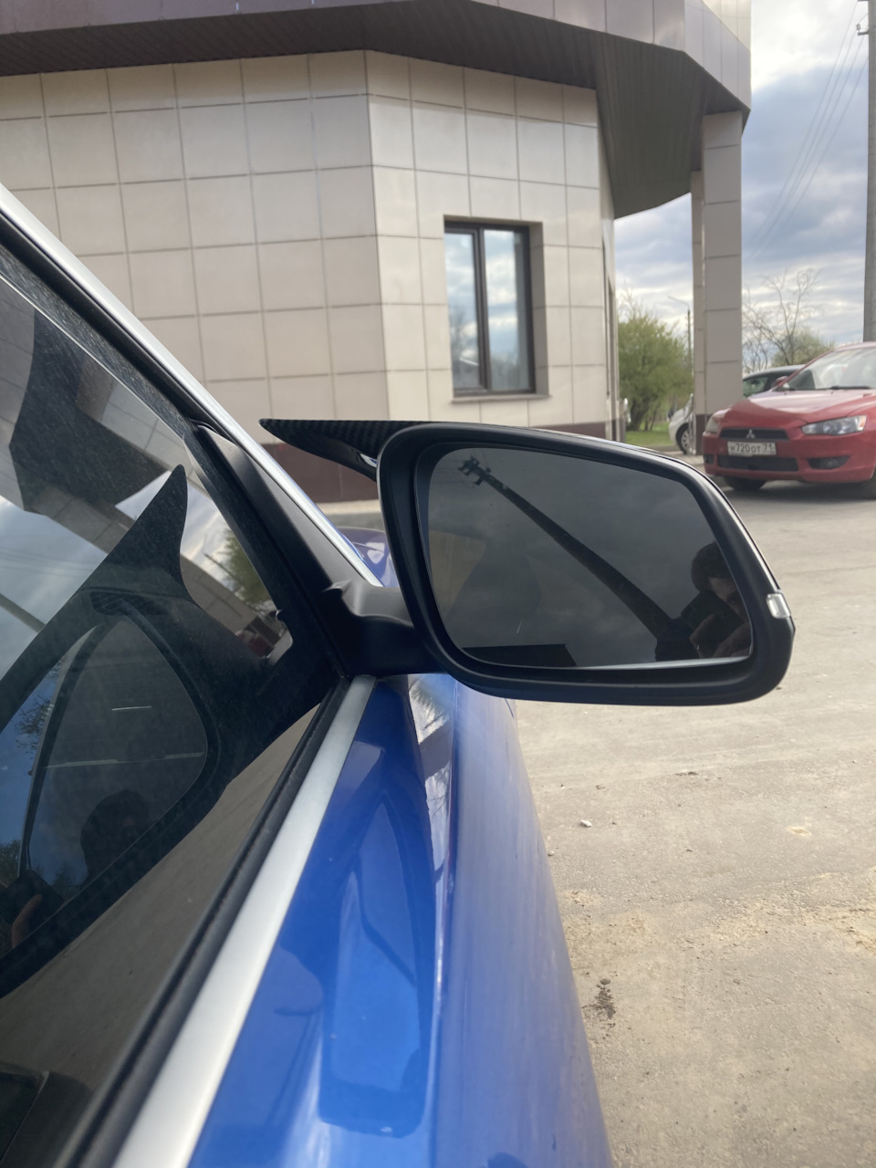 1720017 Задний фонарь Ford | Запчасти на DRIVE2