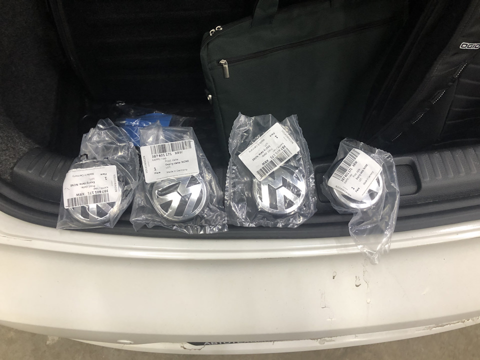 Предновогодние мелочи, диоды Lumos — Volkswagen Scirocco (3G), 2 л ...