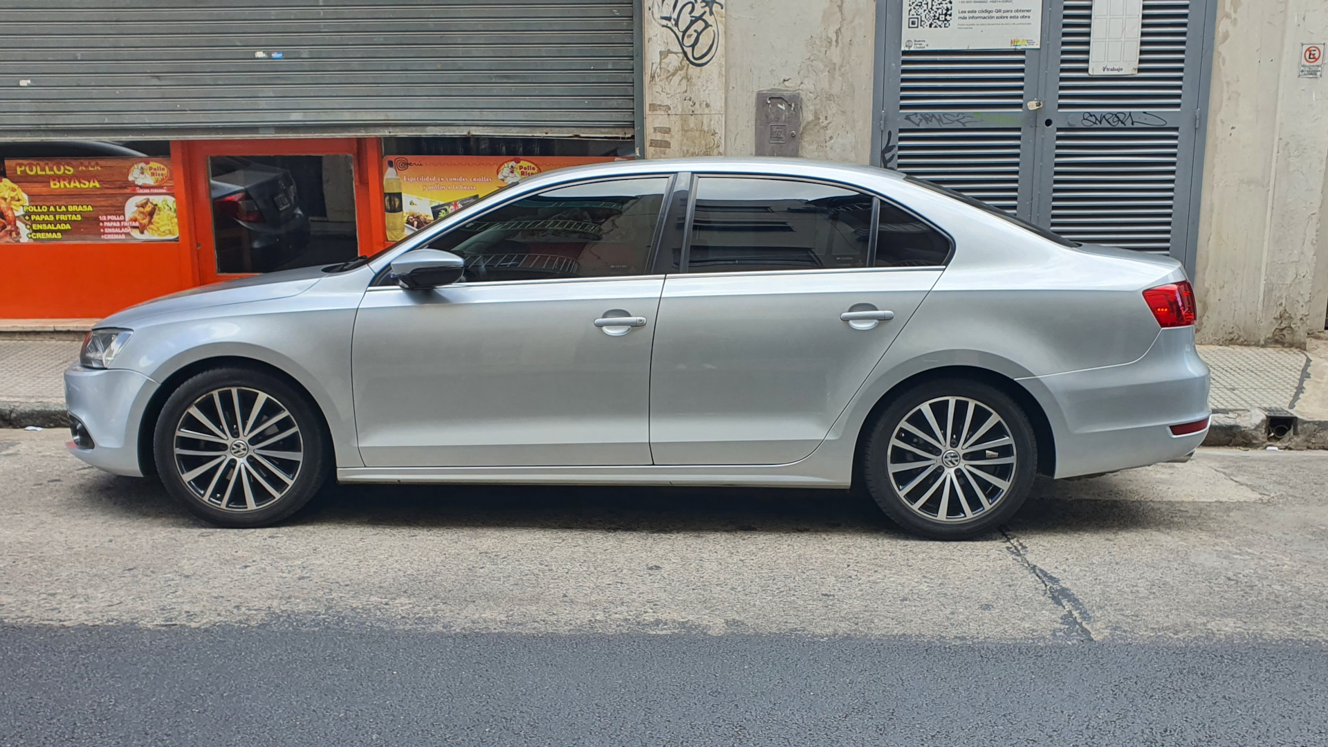 Volkswagen Jetta VI 2.5 бензиновый 2012 | 2.5 на DRIVE2