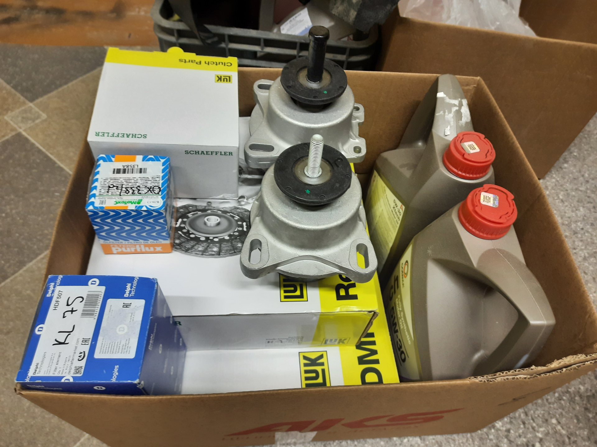 Маховик, выжимной, комплект сцепления LUK на форд транзит 2.4 tdci ...