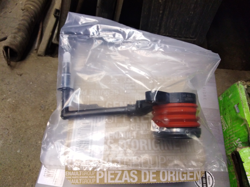 306206822R Подшипник выжимной с цилиндром сцепления Рено RENAULT ...