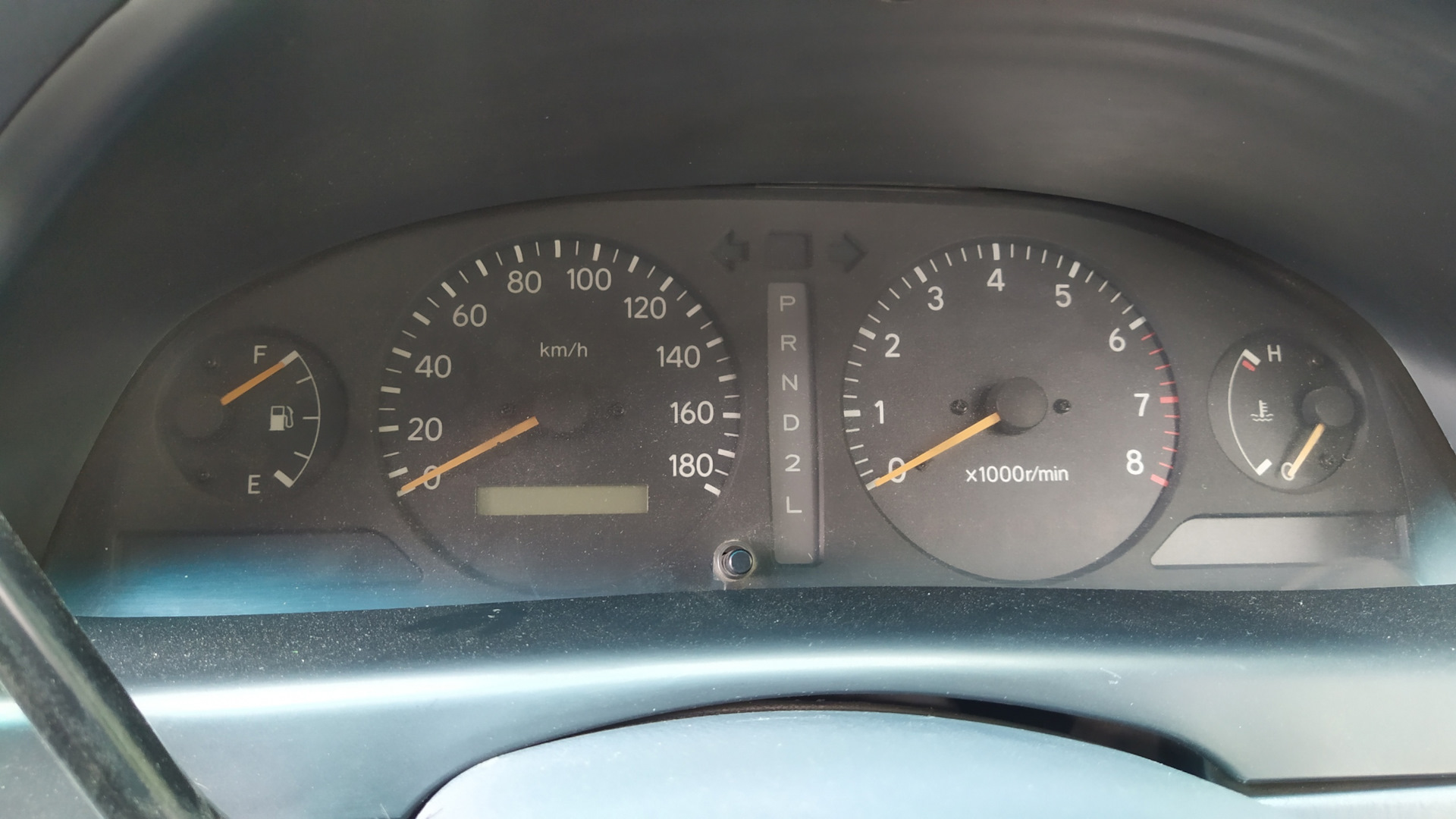 Уровень топлива не понятки. — DRIVE2