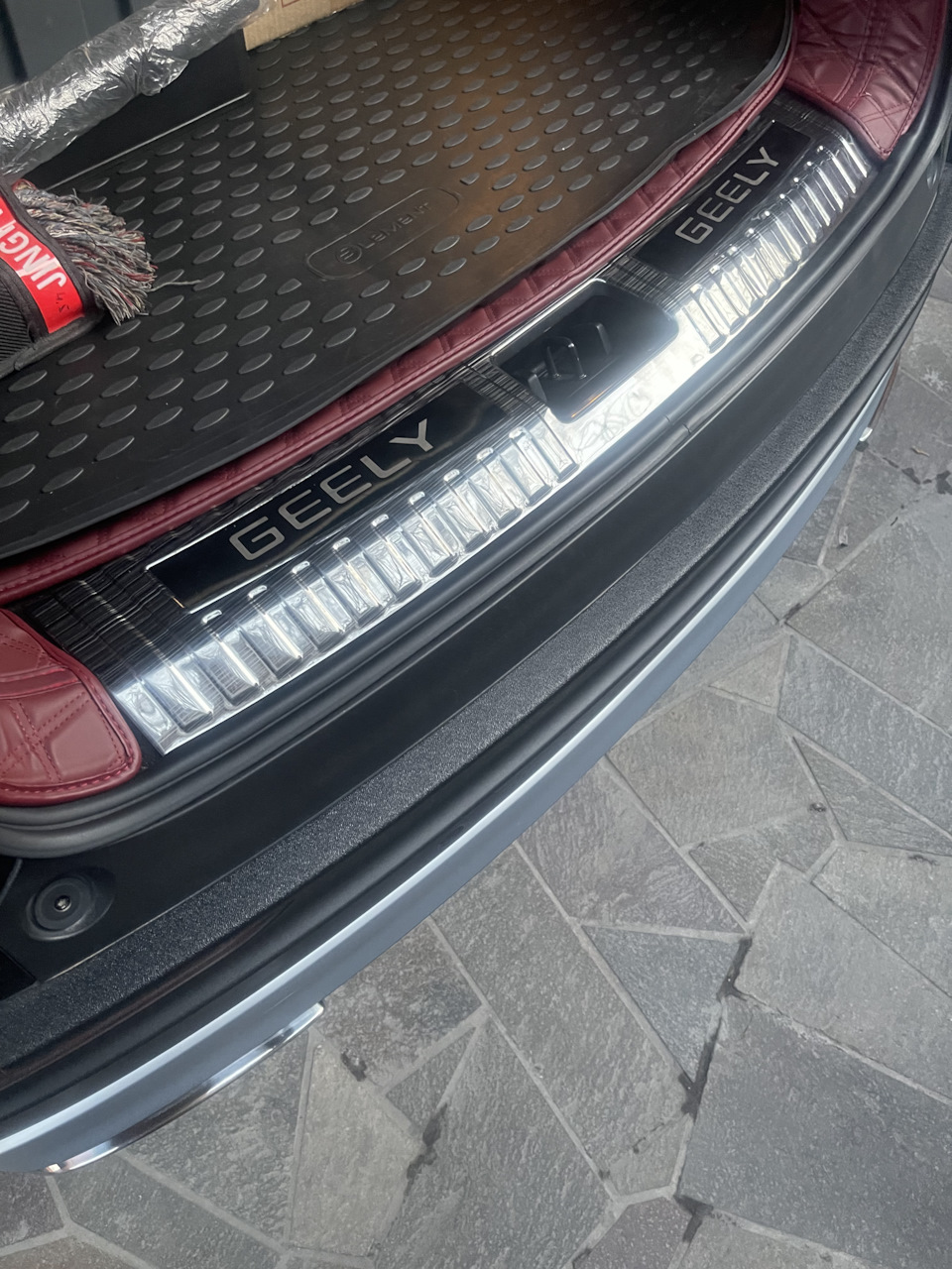 ️Запись №1️⃣5️⃣0️⃣📕Установил накладку на порог багажника Geely Atlas ...