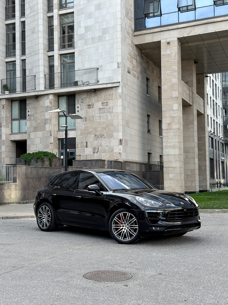 Макан со всех сторон😎 — Porsche Macan (1G), 3 л, 2016 года | фотография ...