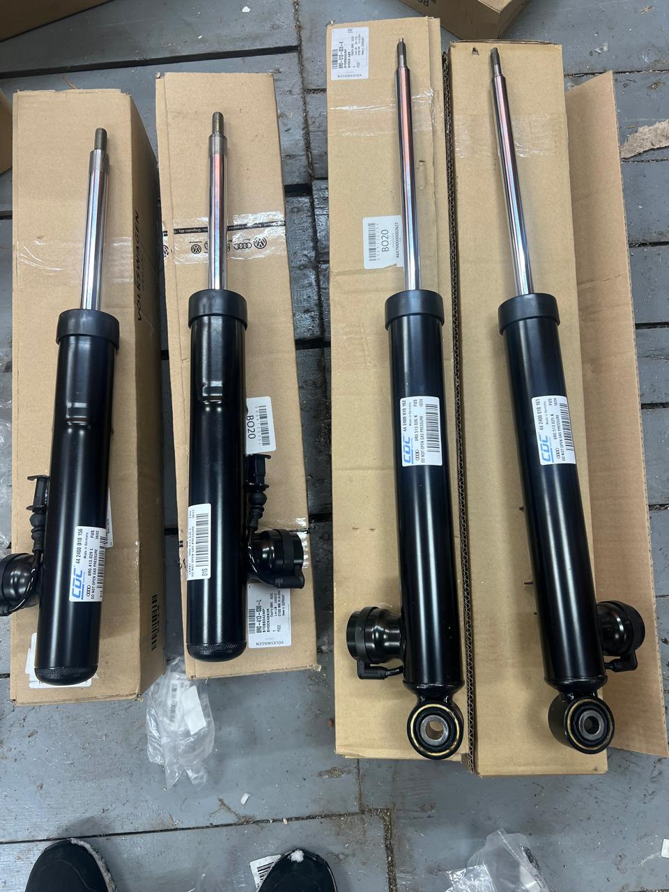 Audi Q5 8R. DRC (CDC) – амортизаторы с регулировкой жесткости. Опция PR ...