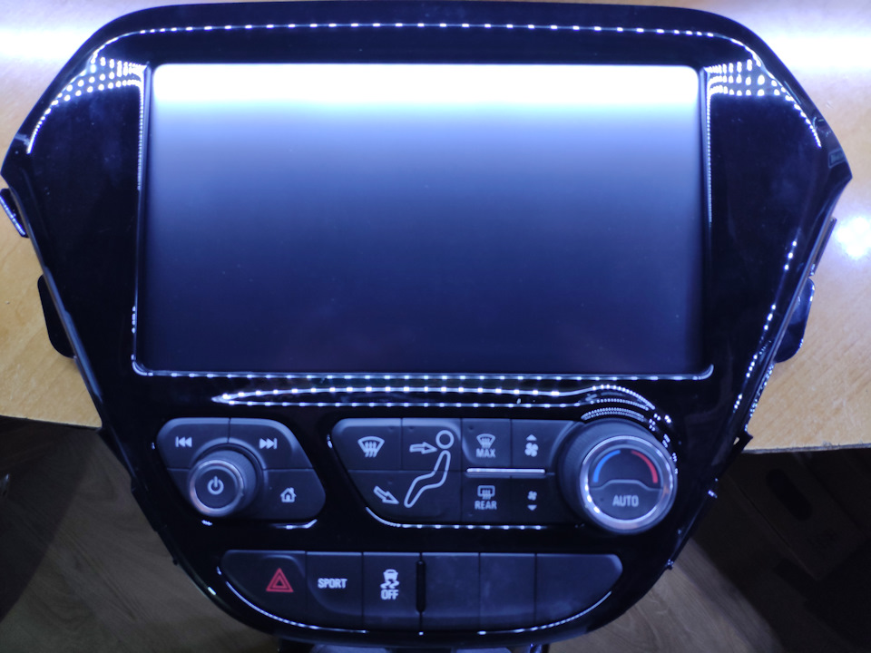 Дисплей без мозгов :) — Chevrolet Bolt EV, 2017 года | электроника | DRIVE2