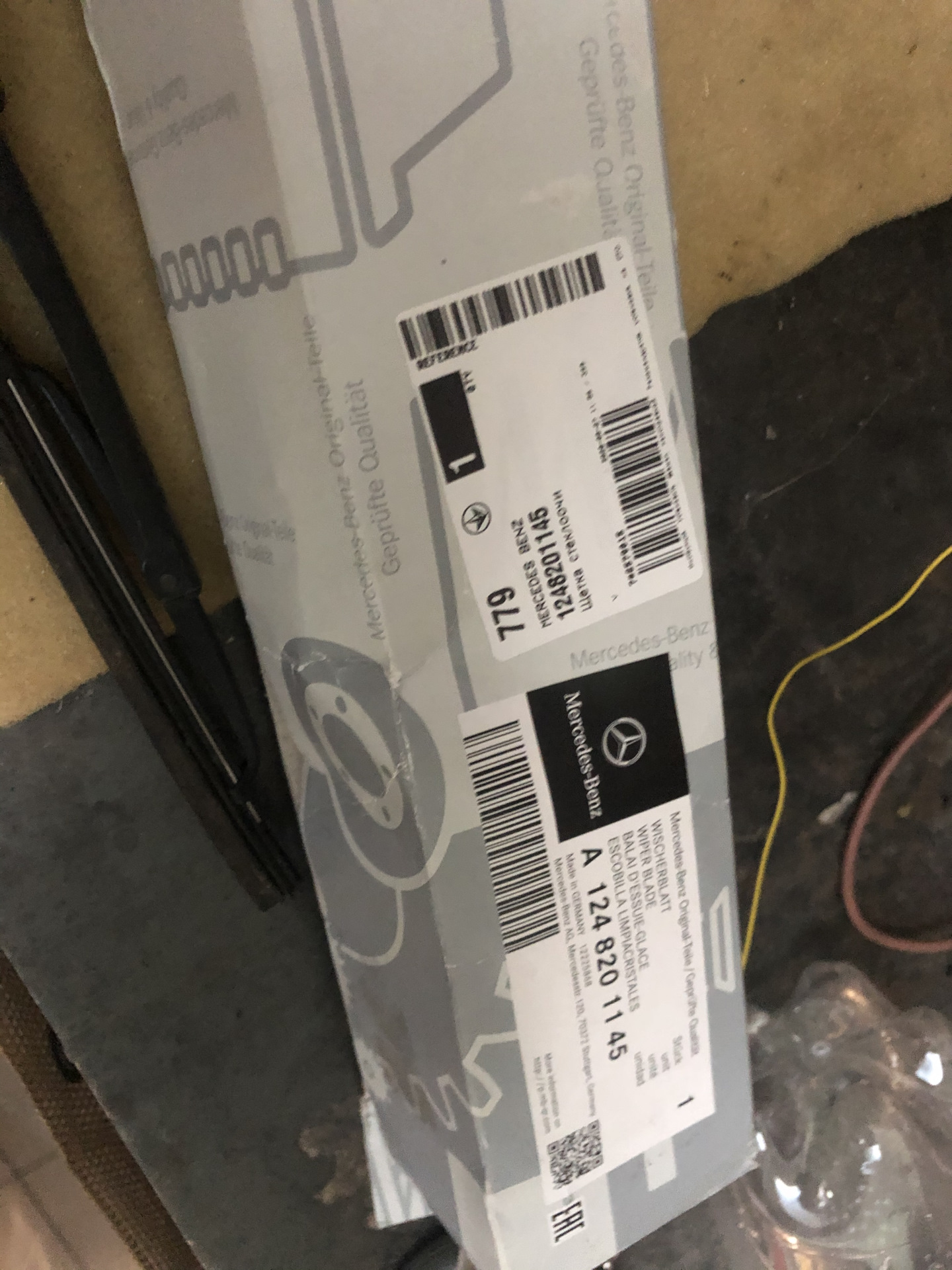 Новой машине — новые щетки лобового стекла — Mercedes-Benz E-Class ...