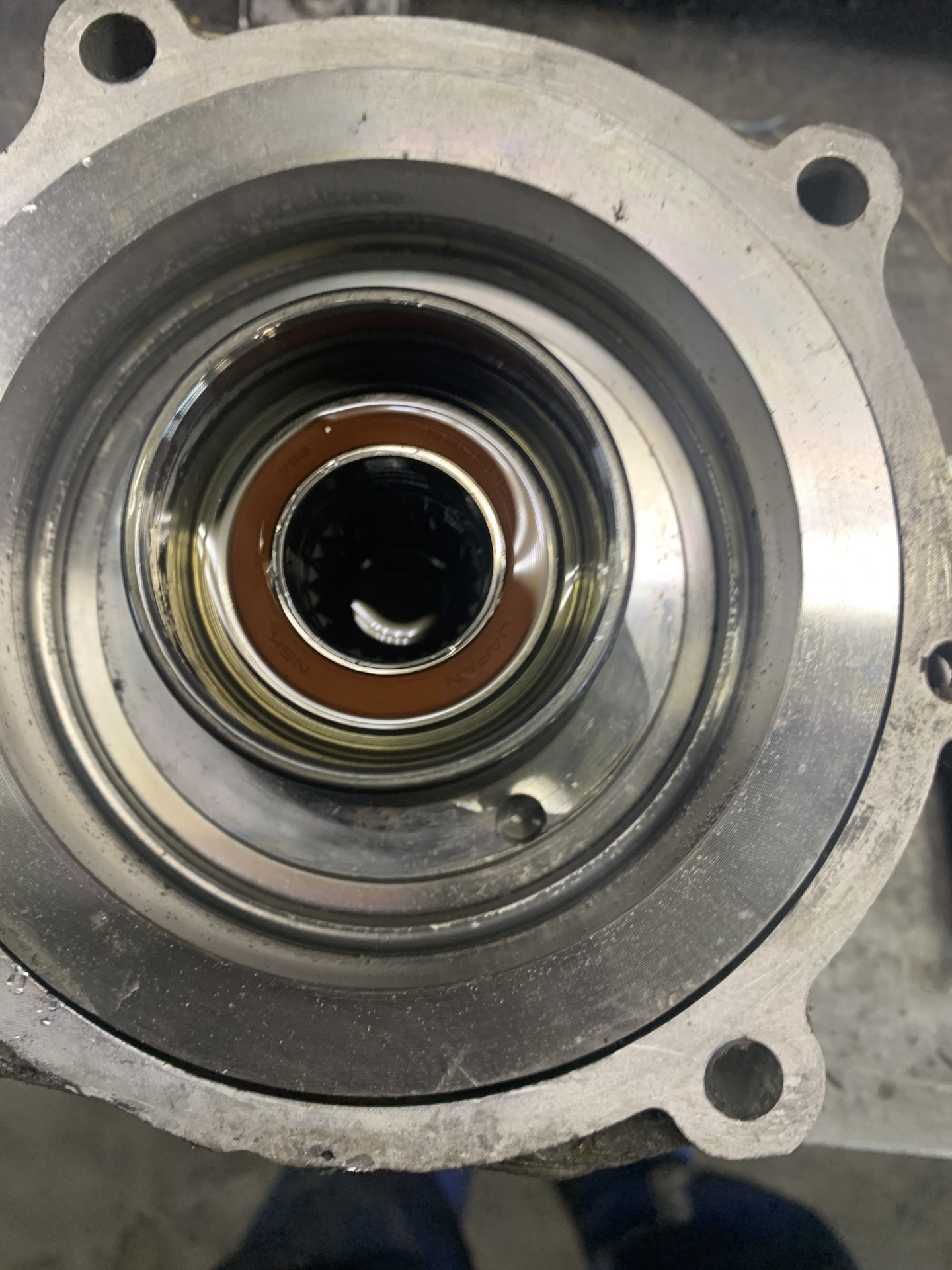 Замена подшипника эл.муфты. — Toyota RAV4 (III), 2 л, 2009 года ...