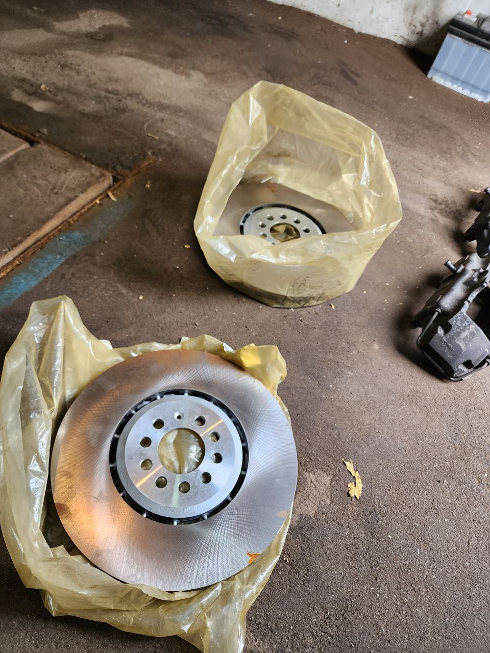 Покупка тормозов Brembo Z17 на 334 диске — Audi TT (1G), 3,2 л, 2003 ...
