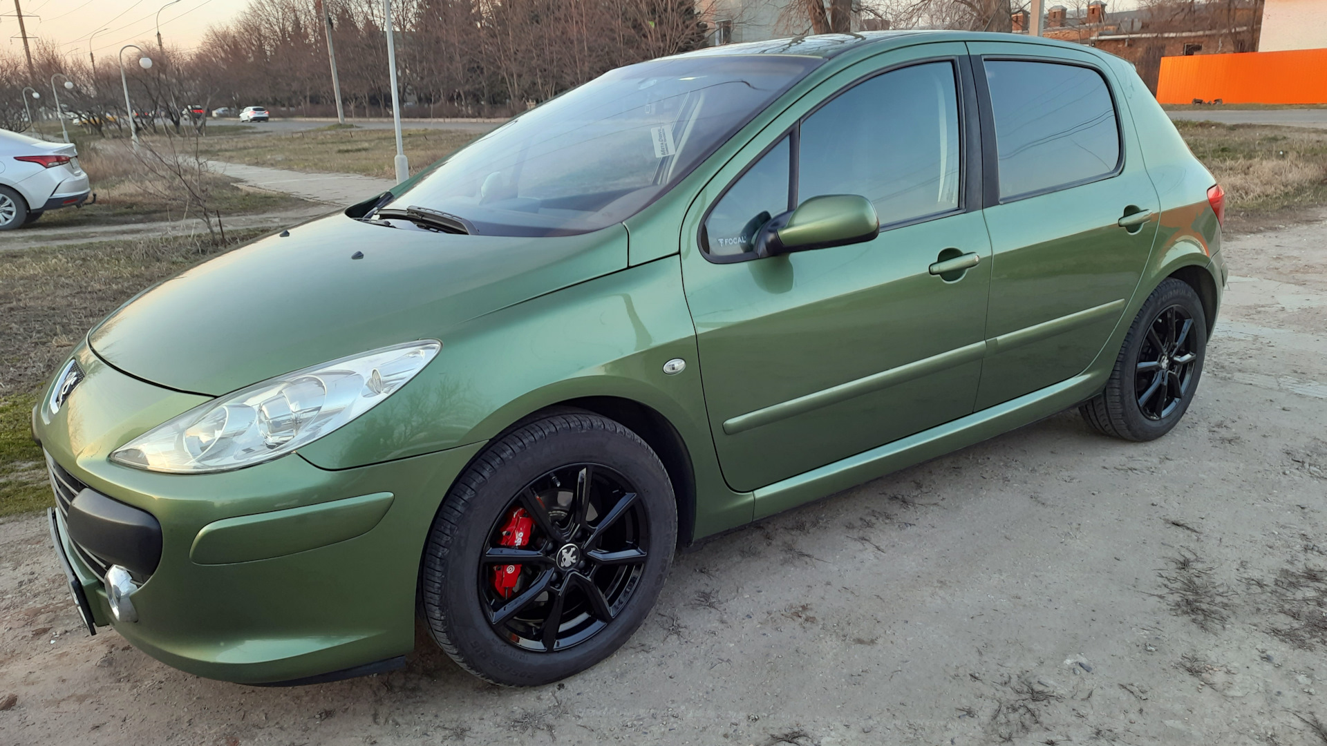 Peugeot 307 1.6 бензиновый 2006 | OKRA GREEN ♪ на DRIVE2