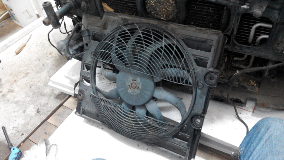 Дополнительный вентилятор задымил! (Часть 1) + Номера — BMW 5 series ...