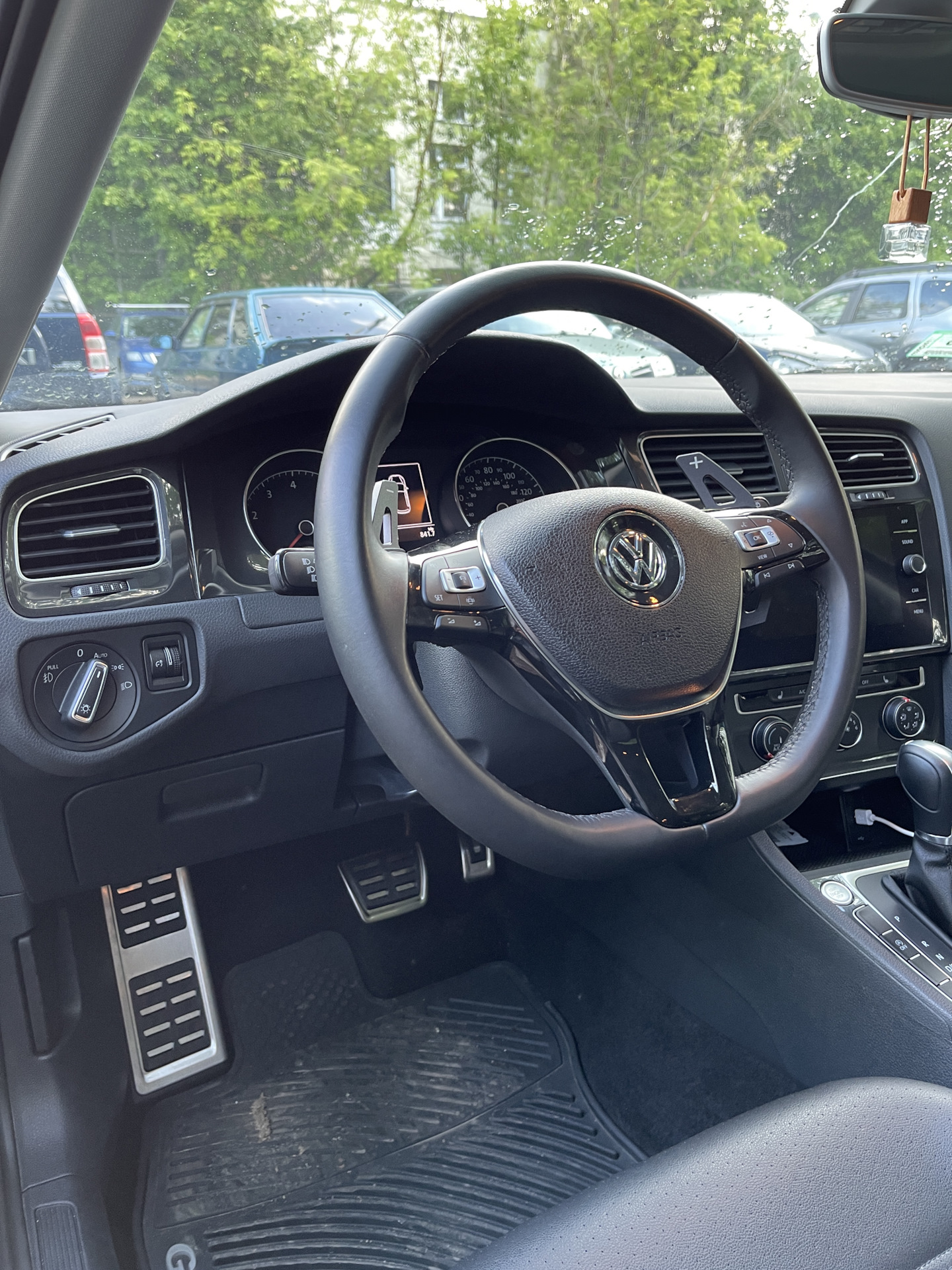 Накладки на педали, на подрулевые лепестки — Volkswagen Golf Mk7, 1,4 л ...