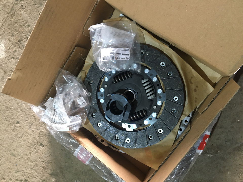 Переход на одномассовый маховик. — Volkswagen Golf Mk4, 1,8 л, 1999 ...