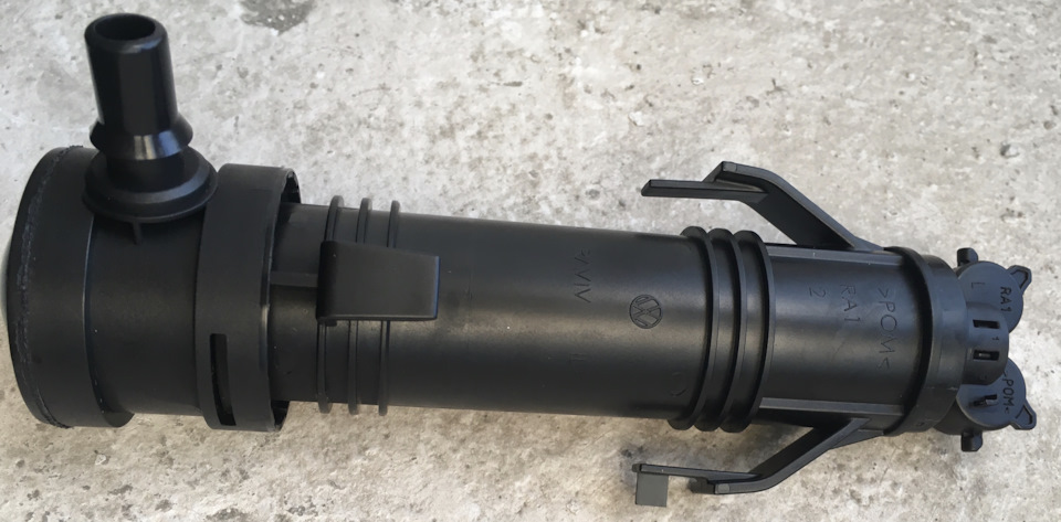 7P6955103A Держатель жиклеров с VAG | Запчасти на DRIVE2