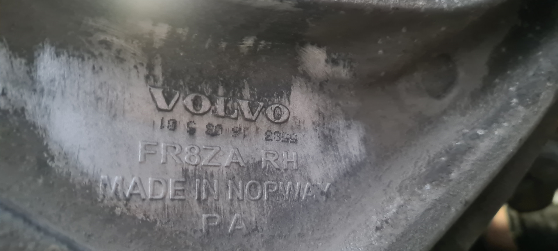 Нужна помощь, передний нижний рычаг XC90, 1 часть. — Volvo XC90 (2G), 2 ...