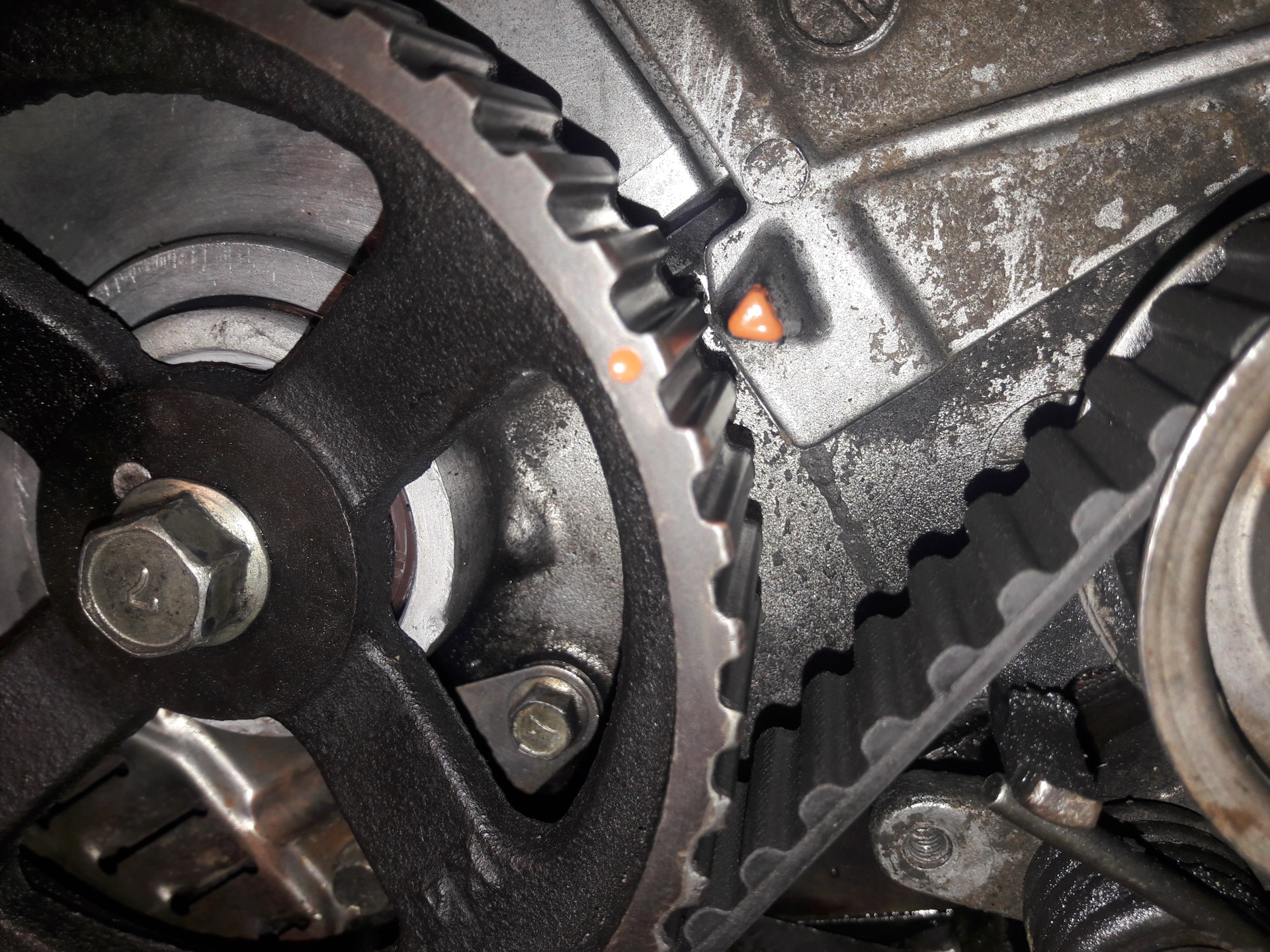 течь масла или как менять сальник коленвала бесконечно — Mitsubishi ...