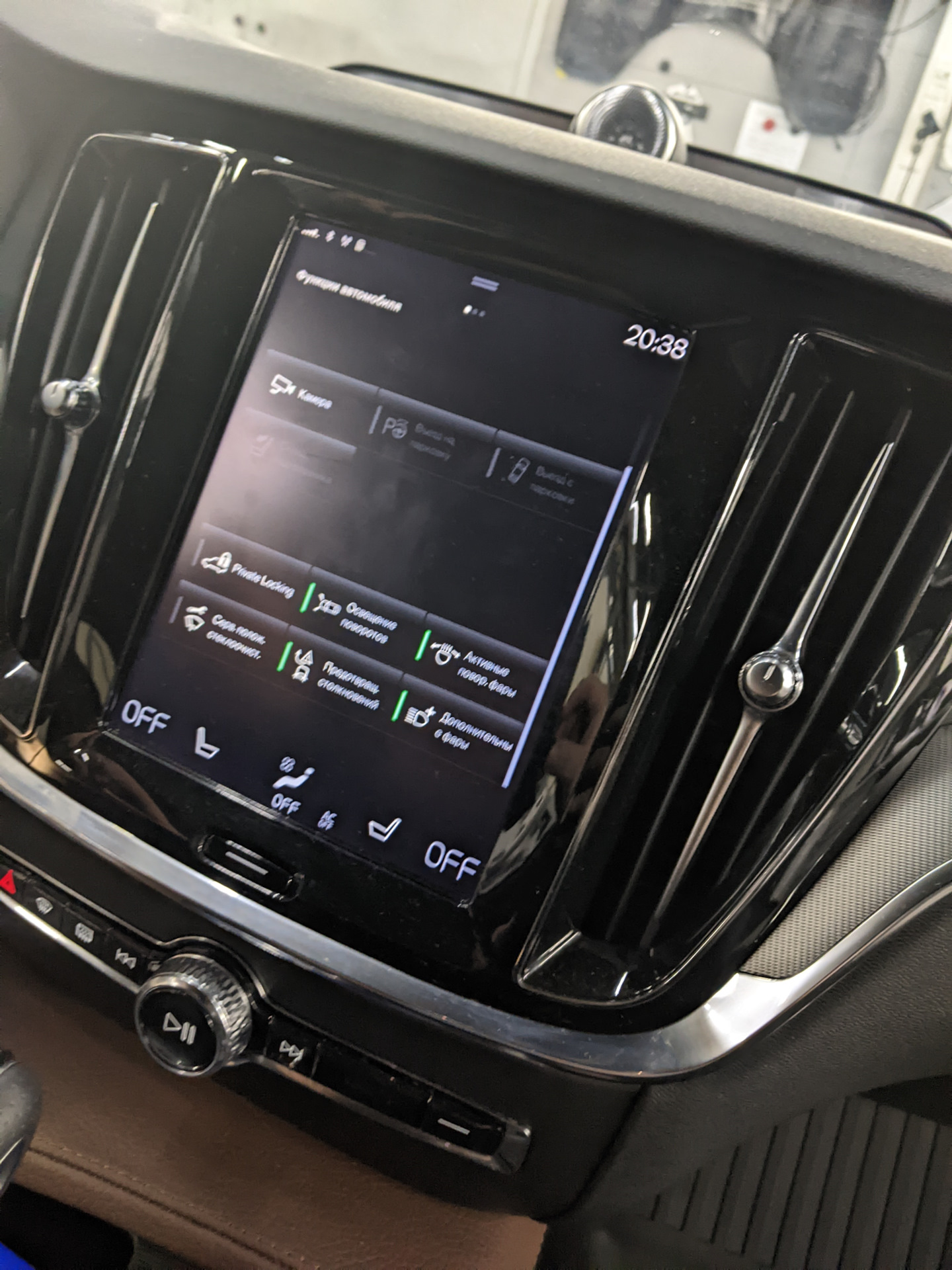 Дополнительный дальний свет — Volvo раллийный авто — Volvo V60 Cross ...