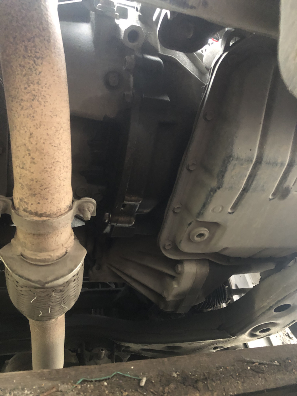 Мелочи жизни + масло в двигатель — Toyota Camry (XV40), 2,4 л, 2007 ...