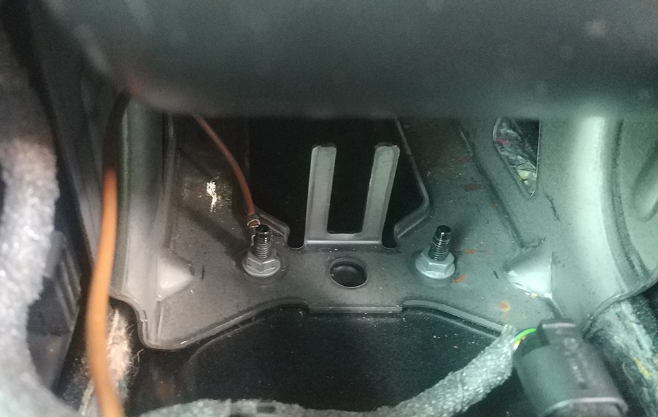 Штатный инвертор 220в в Insignia. Часть вторая — монтаж. Финал! — Opel ...