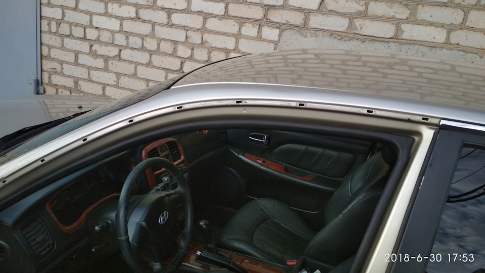 Молдинг… . — Hyundai Sonata IV (EF), 2 л, 2004 года | своими руками ...