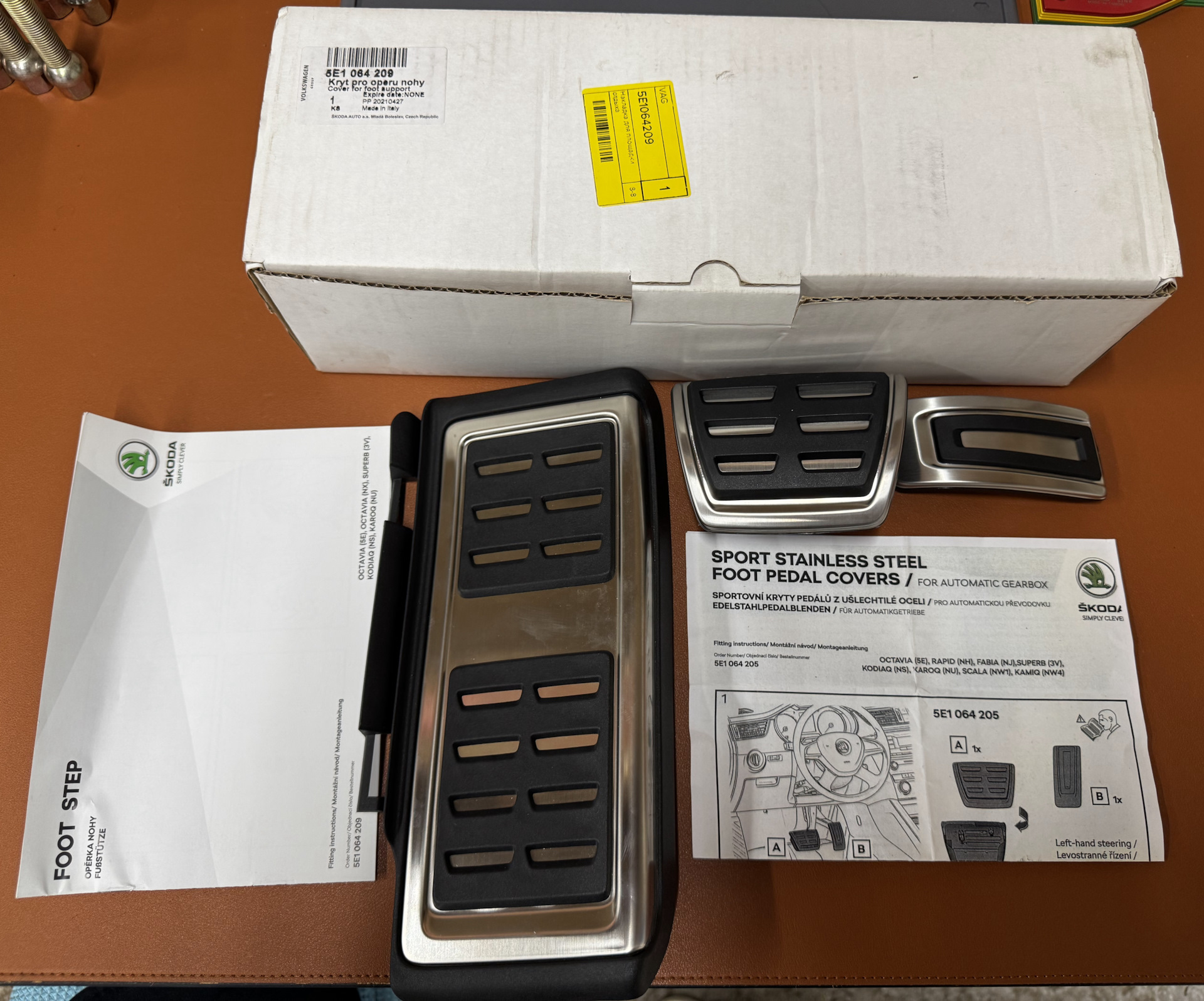 Накладки на педали. Казалось бы, всё просто. — Volkswagen Tiguan (2G ...