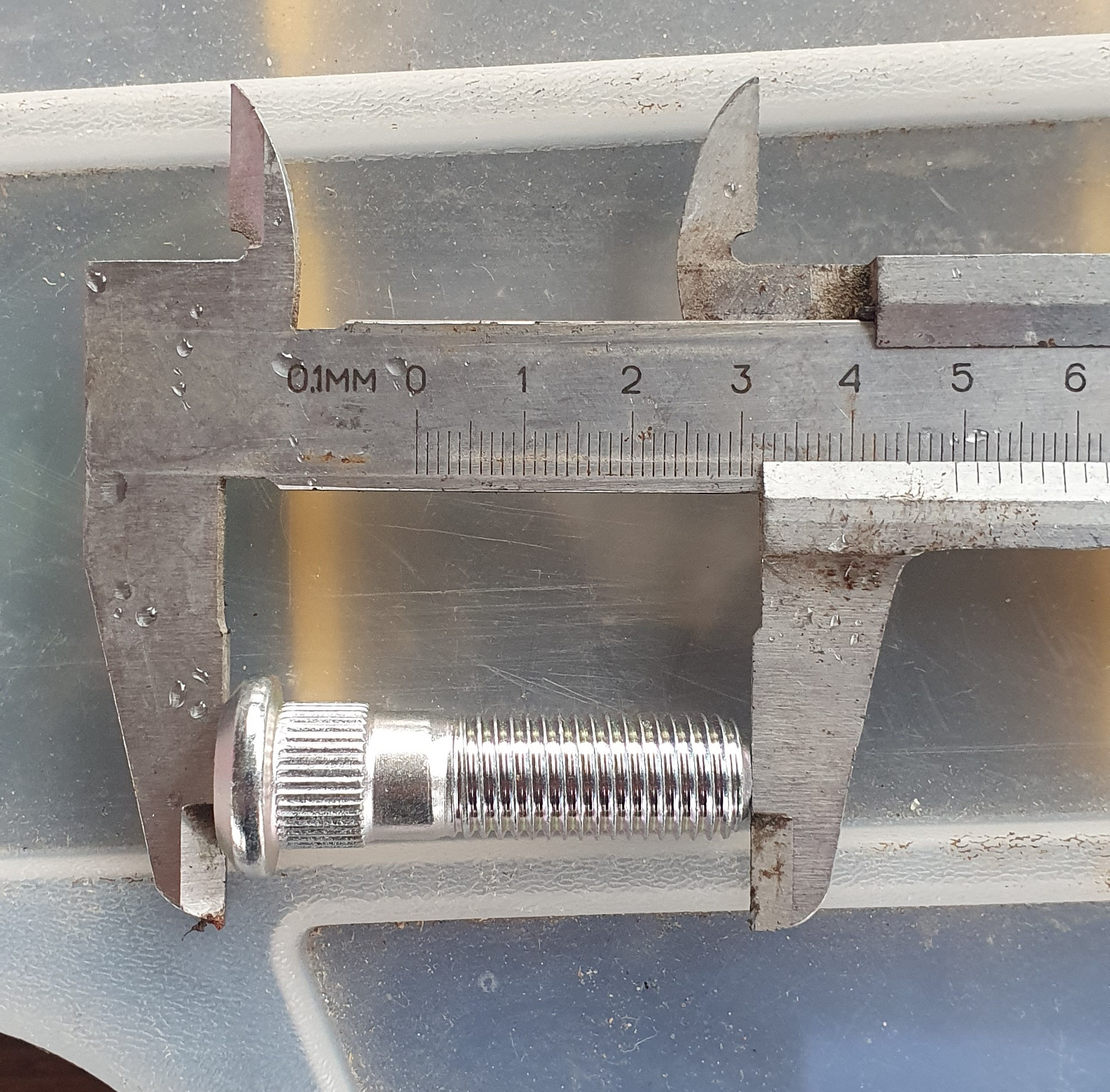 Замена шпильки заднего колеса Chevrolet Lacetti — Chevrolet Lacetti ...