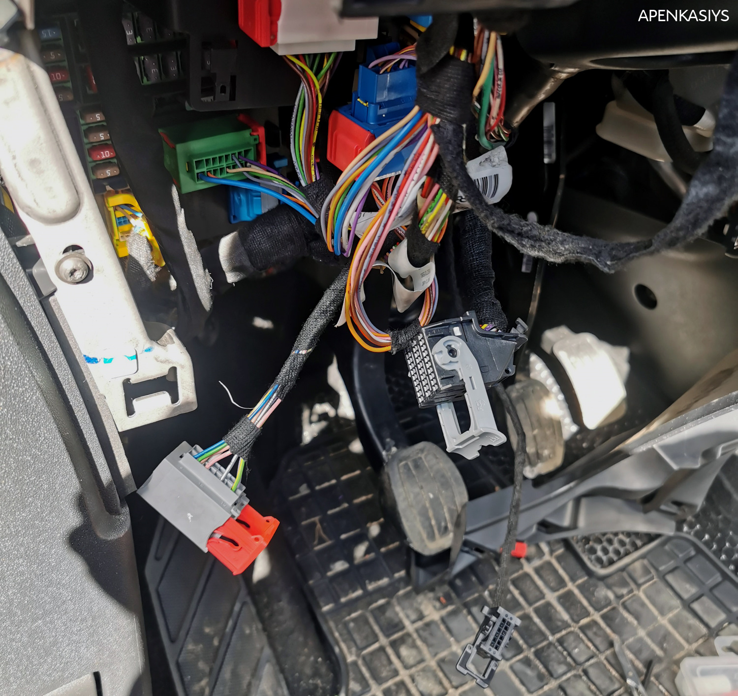 Установка системы прямого контроля давления в шинах или "Прикручиваем ...