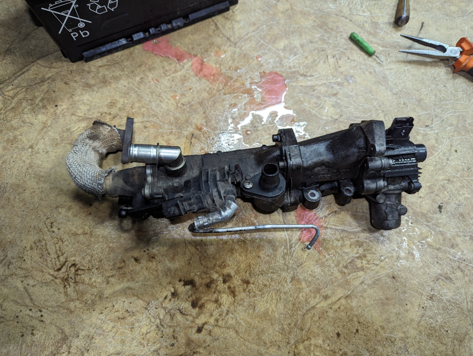 Полное удаление ЕГР и замена прокладок клапанной крышки — Land Rover ...