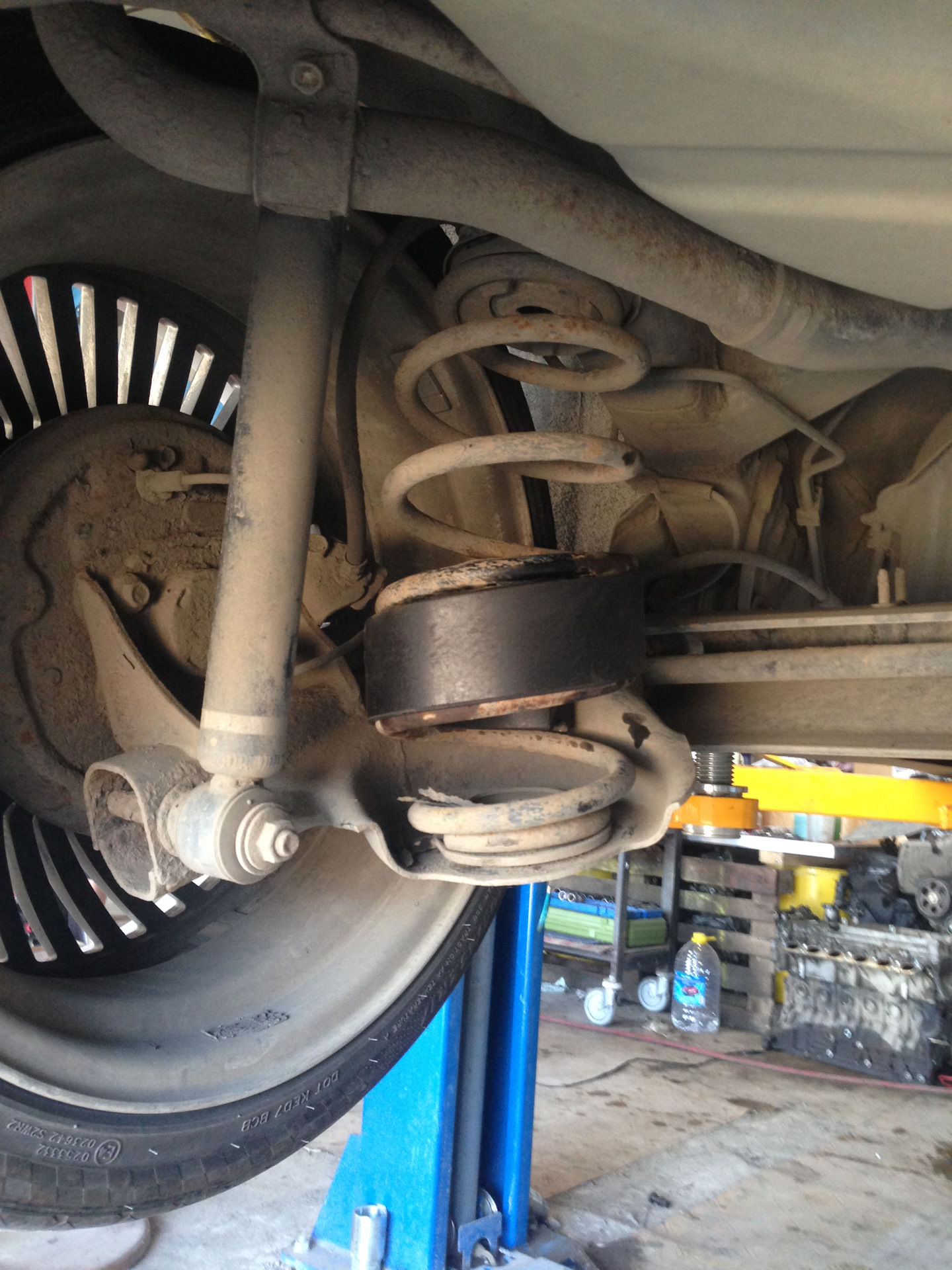 Автобаферы мне в пружины — Toyota bB (NCP30), 1,3 л, 2001 года | тюнинг ...