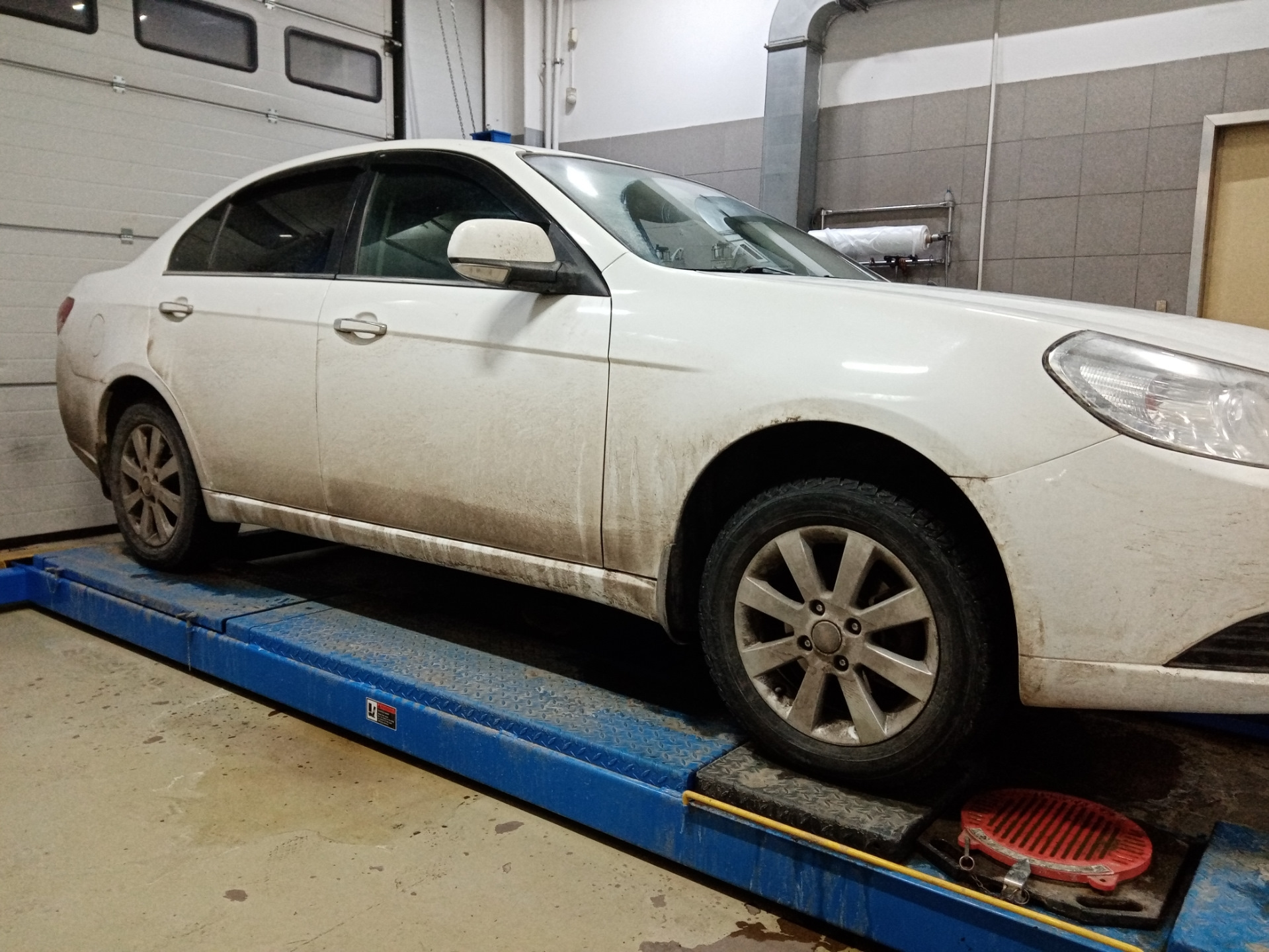 Установка проставок на задние амортизаторы Шевроле Эпика — Chevrolet ...