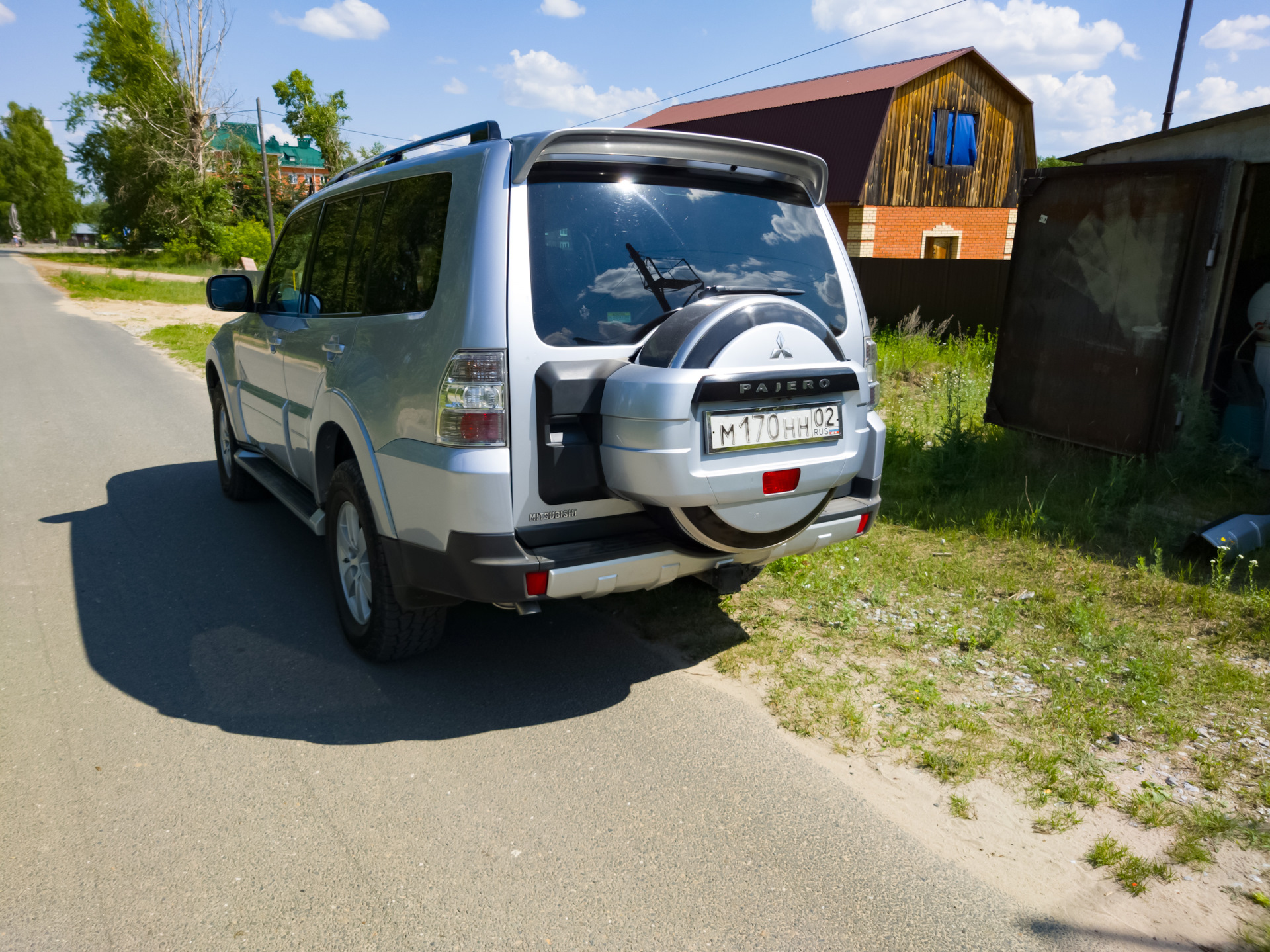Задний бампер дорест — Mitsubishi Pajero (4G), 3,2 л, 2011 года ...