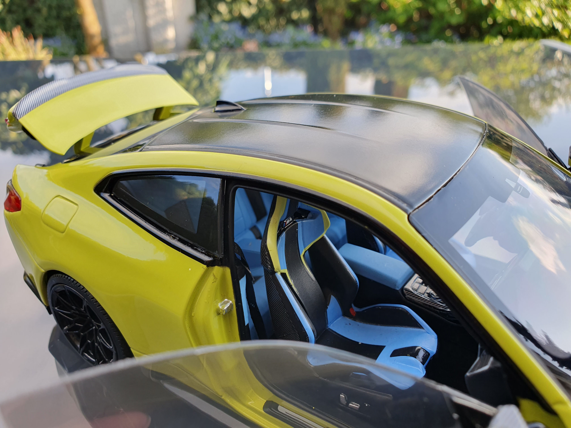 Onlyfans) BMW M4 (G82), Minichamps 1:18 — Сообщество «Масштабные Модели ...