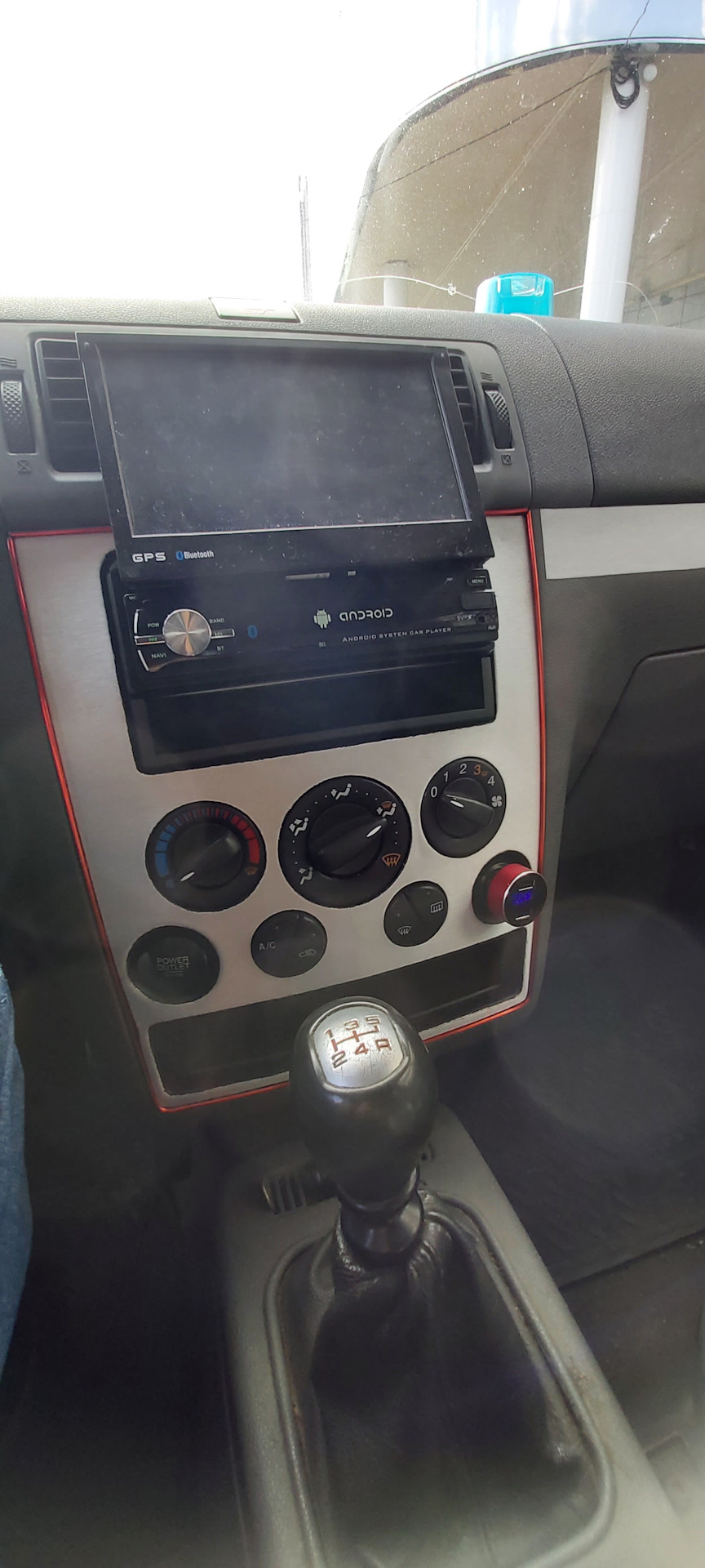 Рамка магнитолы — Ford Tourneo Connect (1G), 1,8 л, 2004 года ...