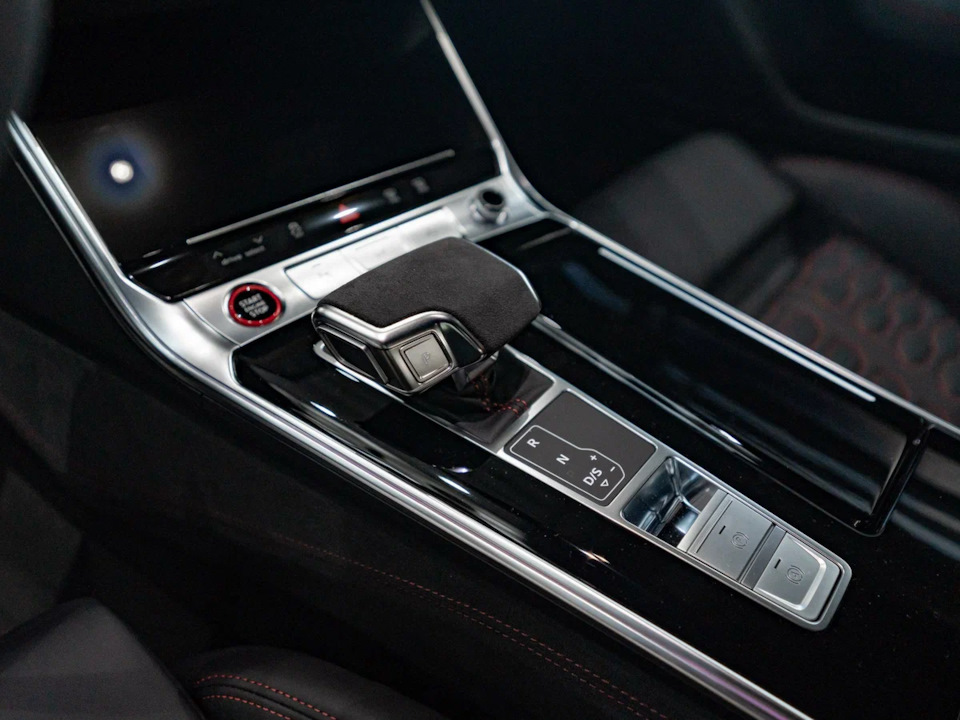 Накладка на рукоятку селектора коробки AUDI Q8 Q7 4M — Audi Q8, 3 л ...