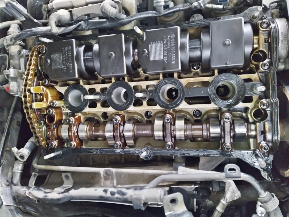 Замена прокладок Клапанной крышки и ГНЦ — Audi A4 (B6), 1,8 л, 2003 ...