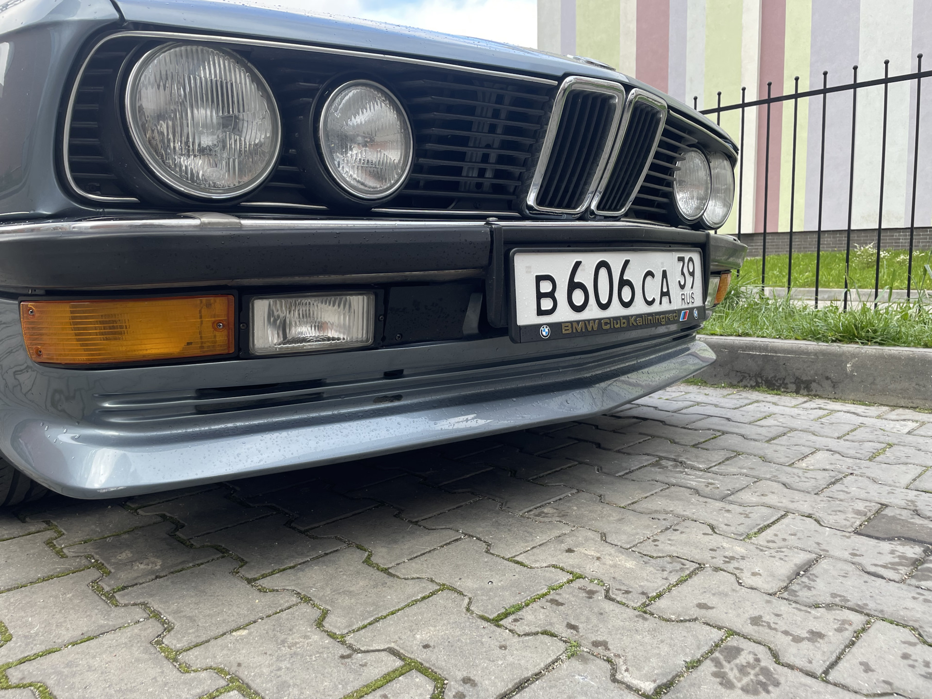 Губа zender, буксировка — BMW 5 series (E28), 2,5 л, 1987 года | другое ...