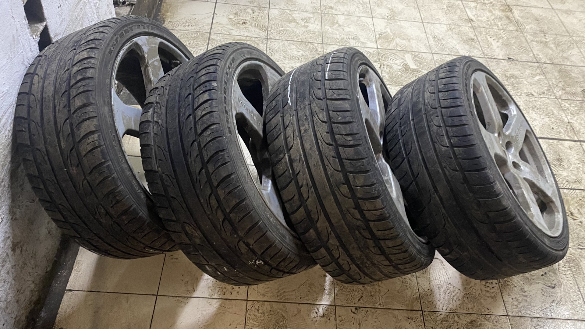 Покраска и установка дисков Mansory R22 — Audi Q7 (1G), 3,6 л, 2008 ...