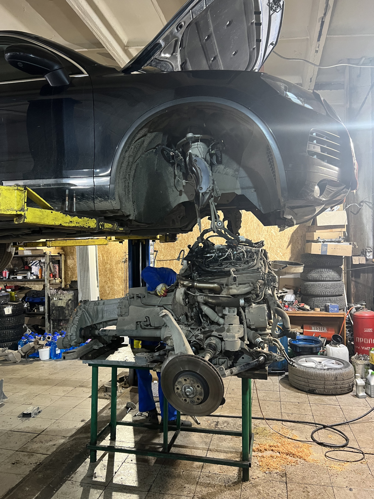 Большое ТО двигателя CKDA — Volkswagen Touareg (2G), 4,2 л, 2014 года ...