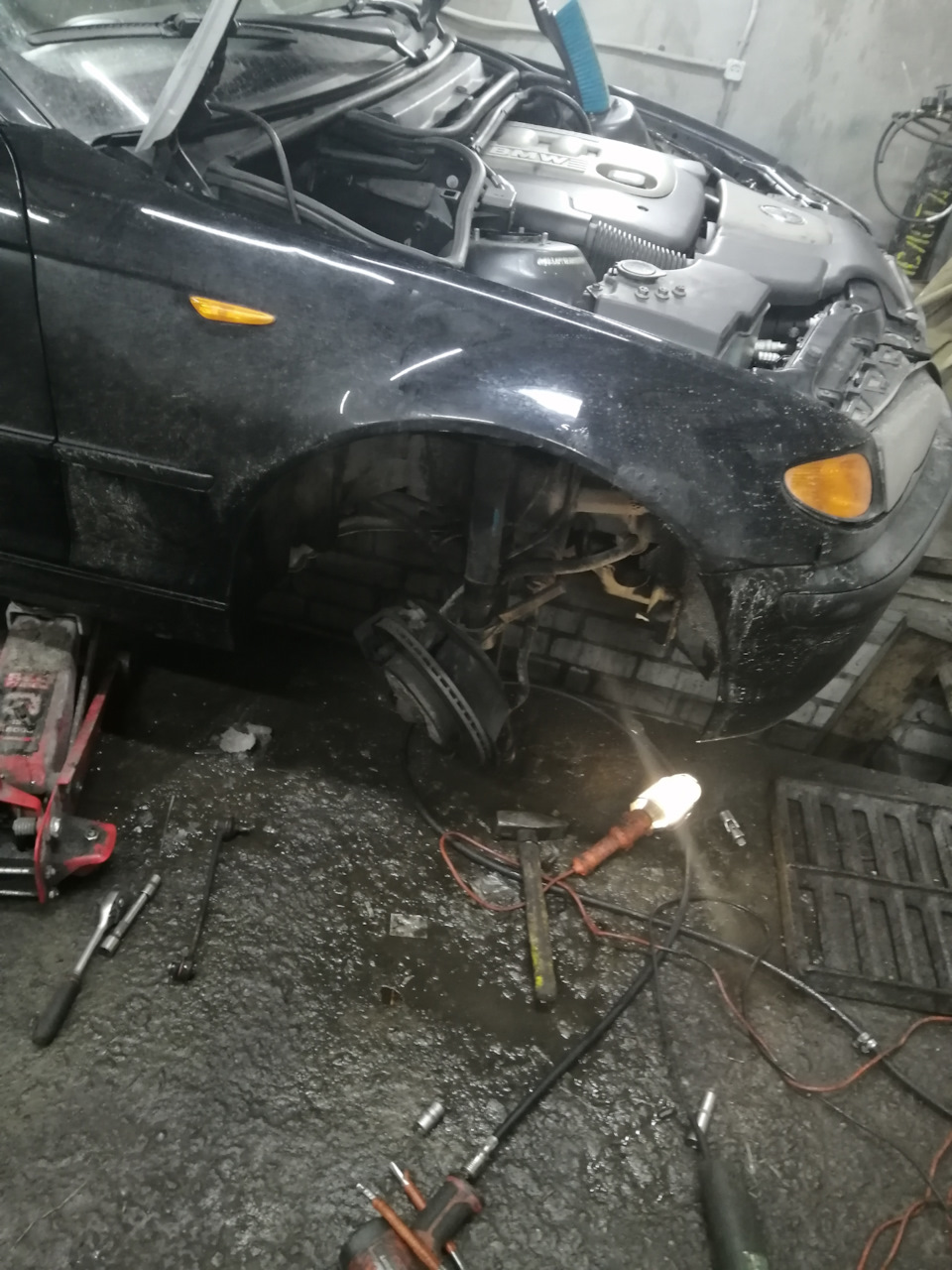Замена передних стоек. Стойки Sensen. — BMW 3 series Touring (E46), 2 л ...