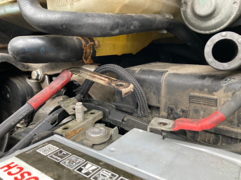 Предохранитель или релешка #2 — Renault Espace (4G), 3 л, 2007 года ...