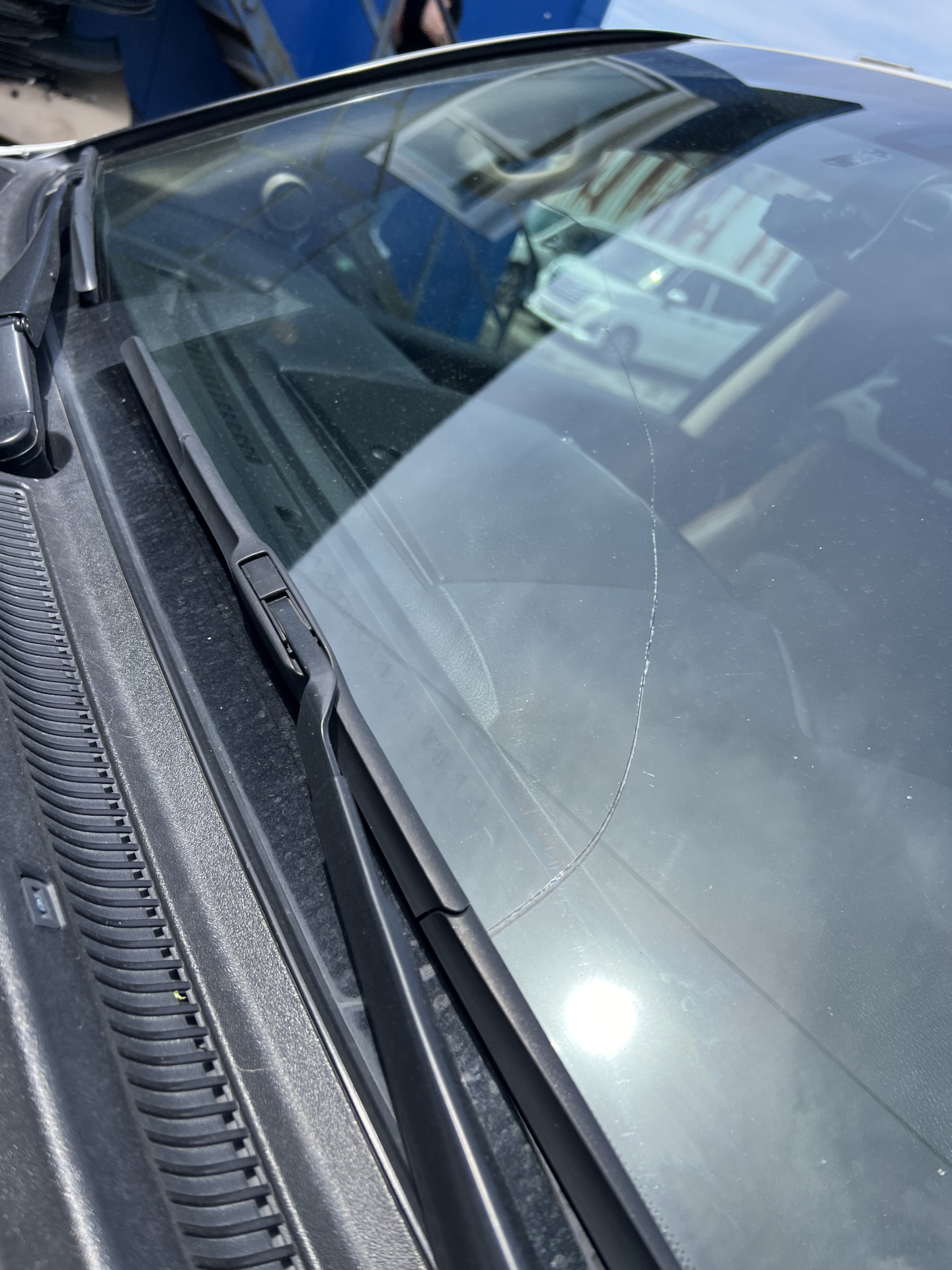 27)Замена лобового стекла — Toyota Land Cruiser 200, 4,5 л, 2014 года ...