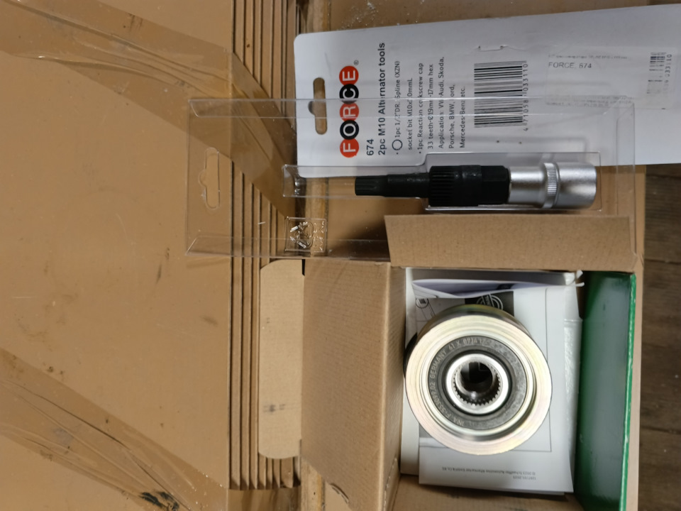 Обгонная муфта, замена — Volvo S60 (1G), 2,4 л, 2008 года | поломка ...