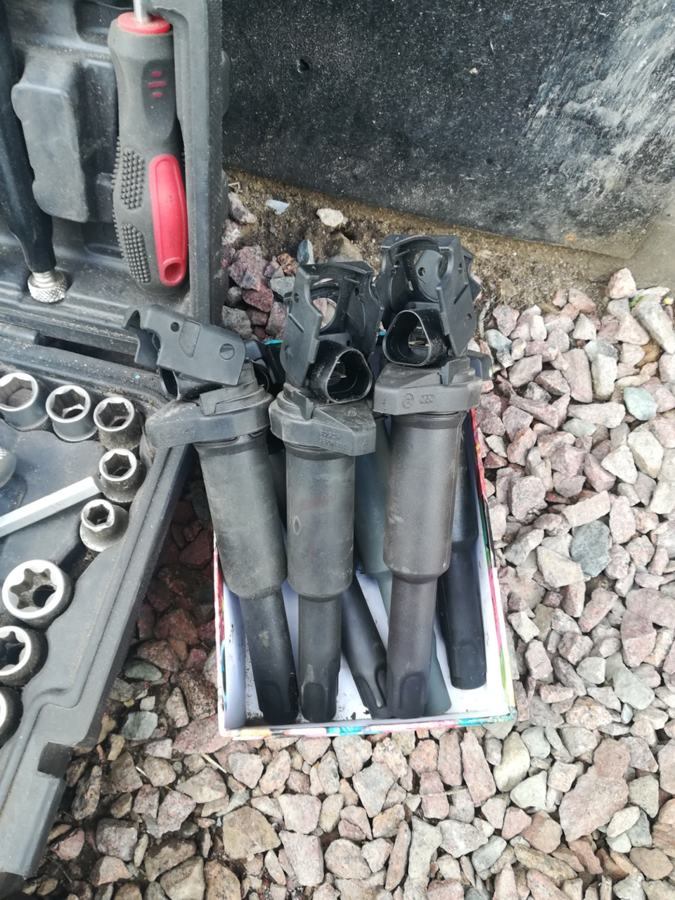 Замена прокладки клапанной крышки, свечи и квкг — BMW 5 series (E60), 3 ...