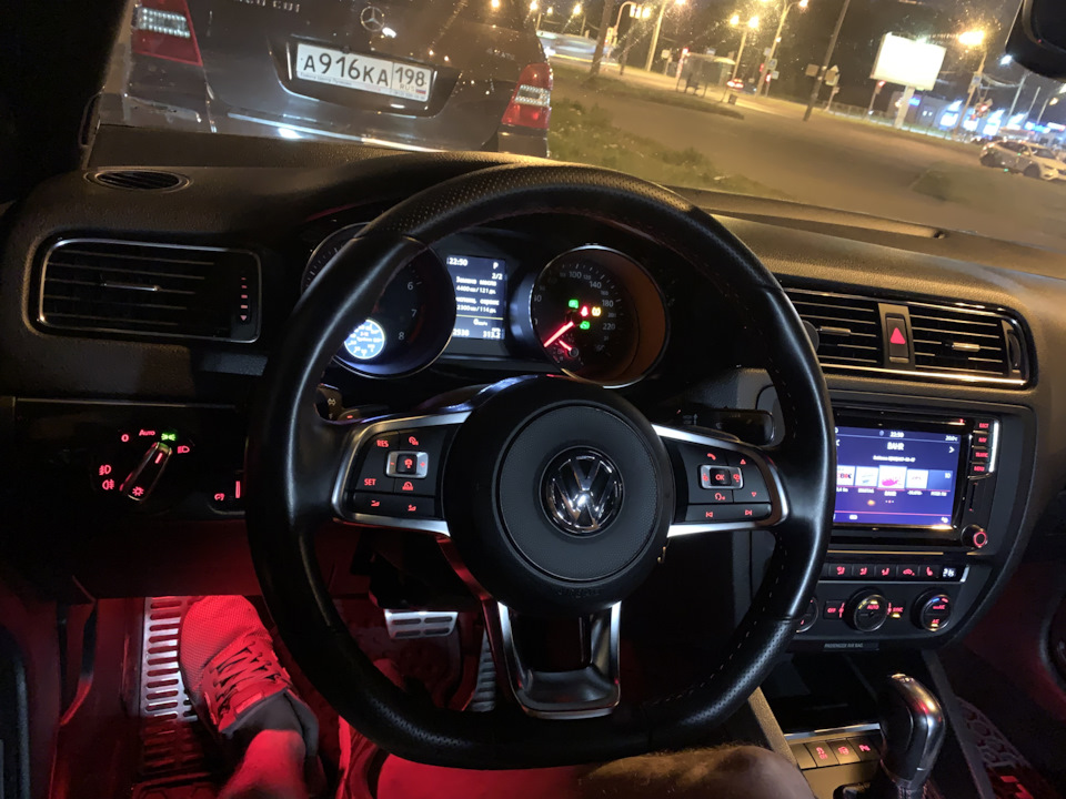 Пересвет кнопок руля mqb-pq — Volkswagen Jetta VI, 1,4 л, 2013 года | стайлинг | DRIVE2