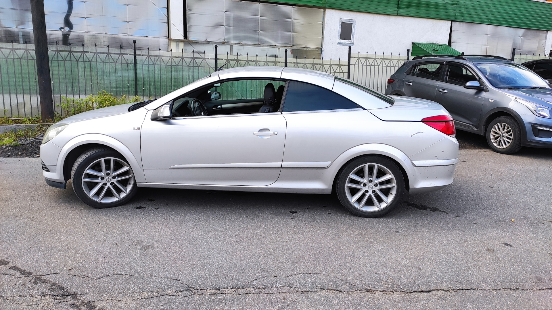 Opel Astra H TwinTop 1.6 бензиновый 2006 | TwinTop на DRIVE2