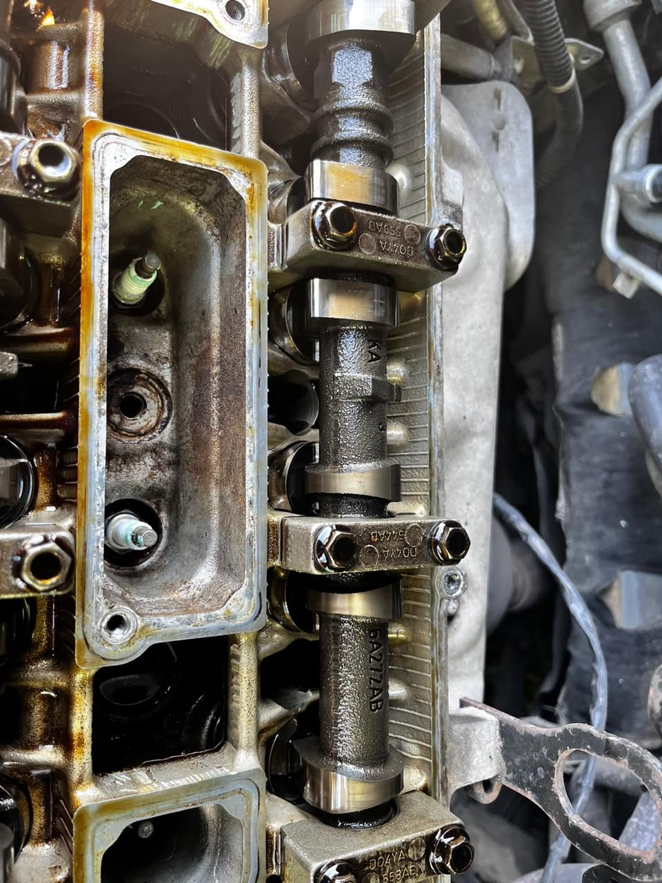 Замена прокладки клапанной крышки 02.09.2023 — Ford Mondeo IV, 2,3 л ...