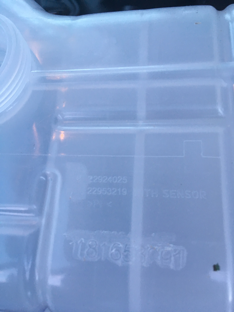 22953219 Бачок расширительный системы охлаждения GM | Запчасти на DRIVE2