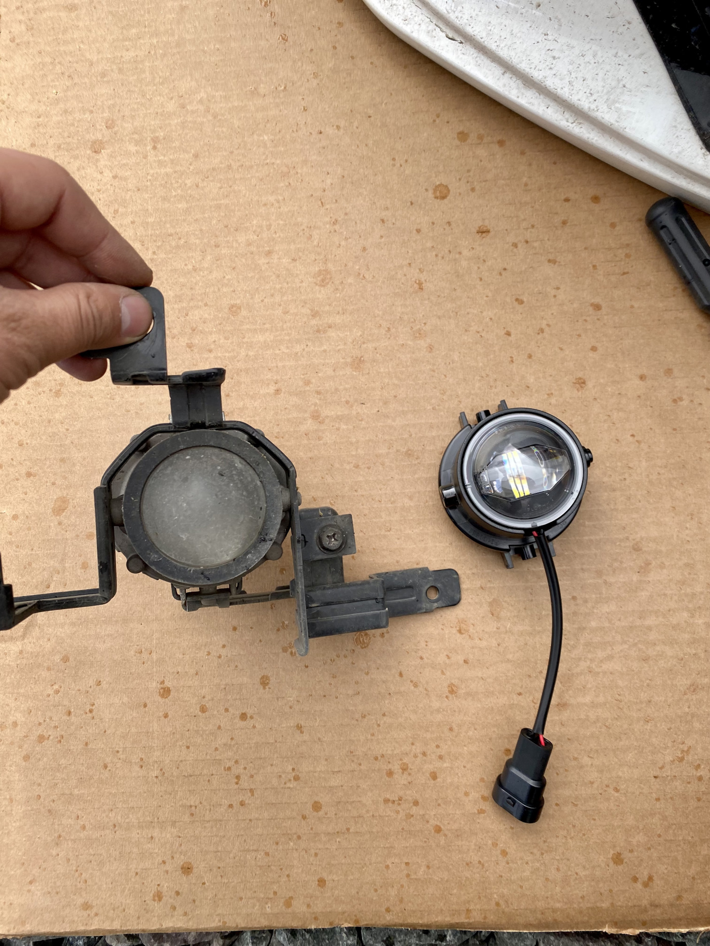 Установка светодиодных ПТФ MTF Light — KIA Optima (4G), 2 л, 2020 года ...