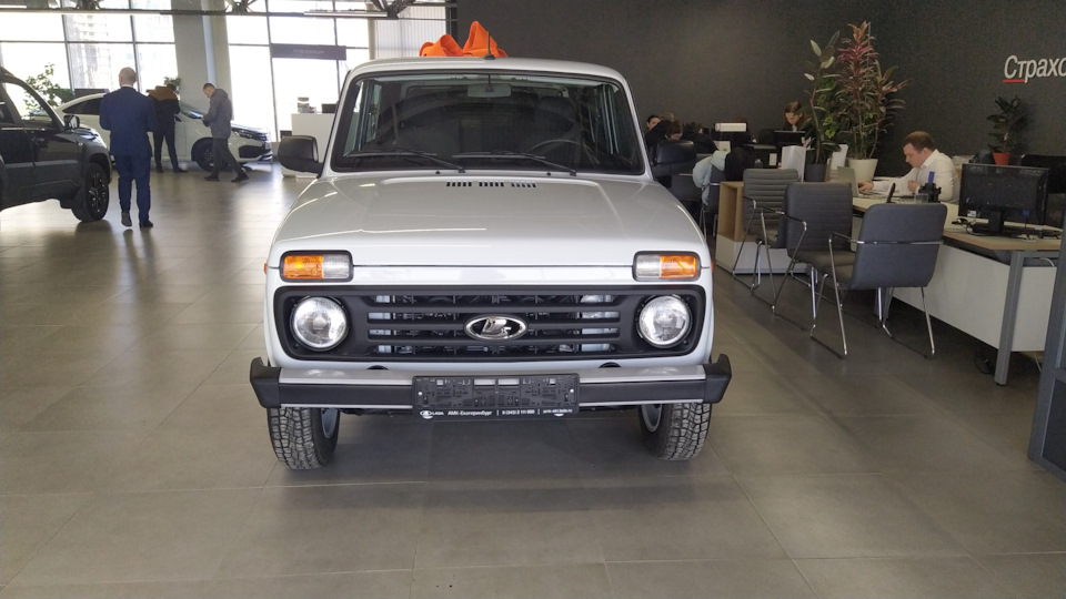 Lada 4x4 3D 1.7 бензиновый 2024 | на DRIVE2